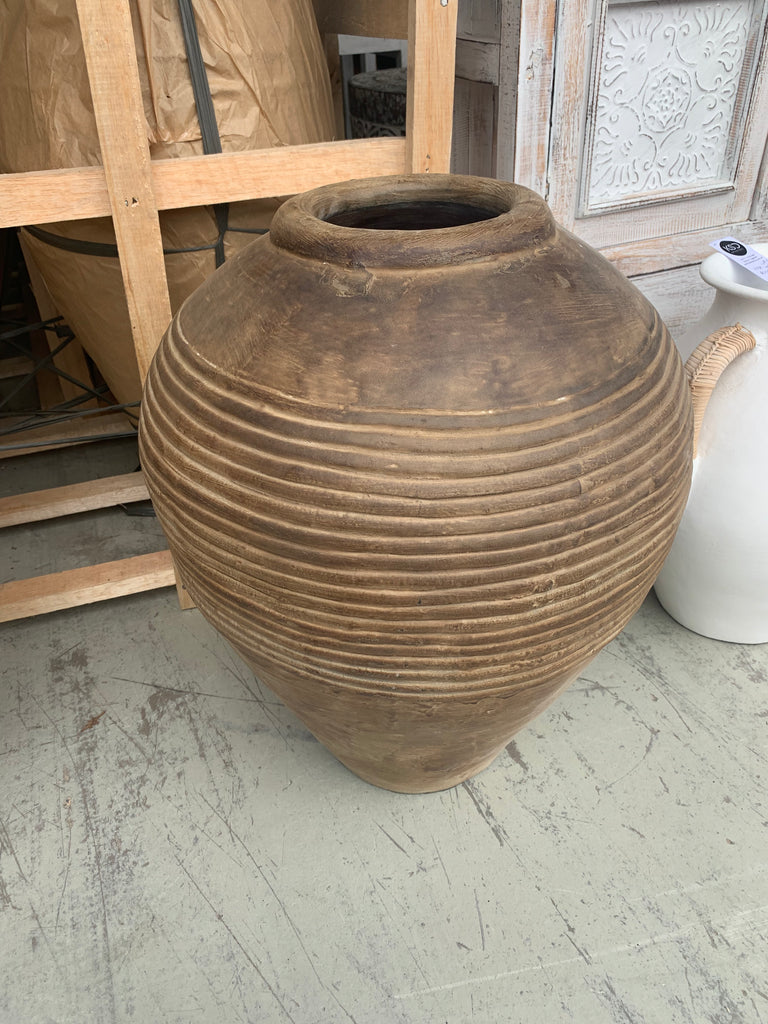 Rustic terracotta vase 63cm h – Bali Beach Beyond