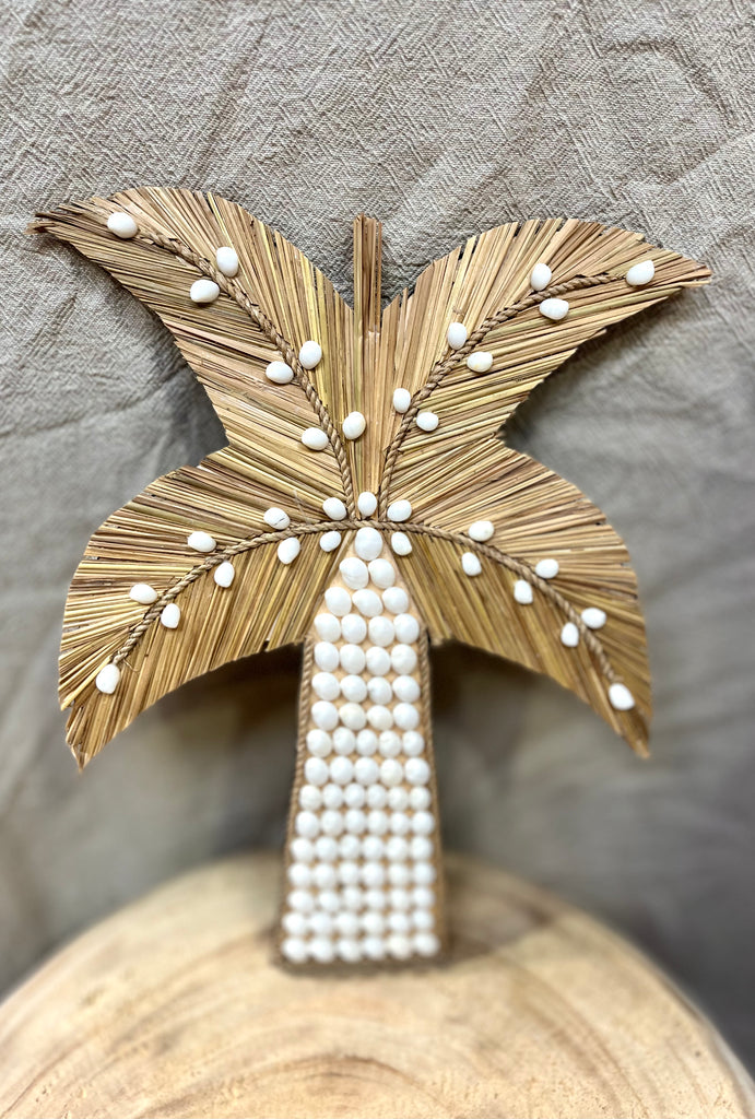 Shell and raffia palm tree hanging / decoration. White shell – Bali ...