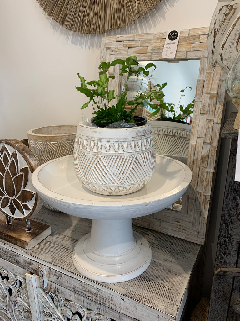 Terracotta pedestal / platter. White – Bali Beach Beyond