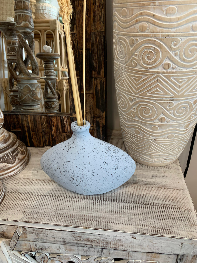 Blue Terracotta vase. L – Bali Beach Beyond